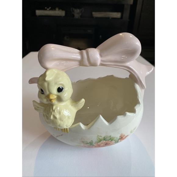 Art | Ceramic Easter Chick On Broken Egg Basket Planter Bow Trinket ...
